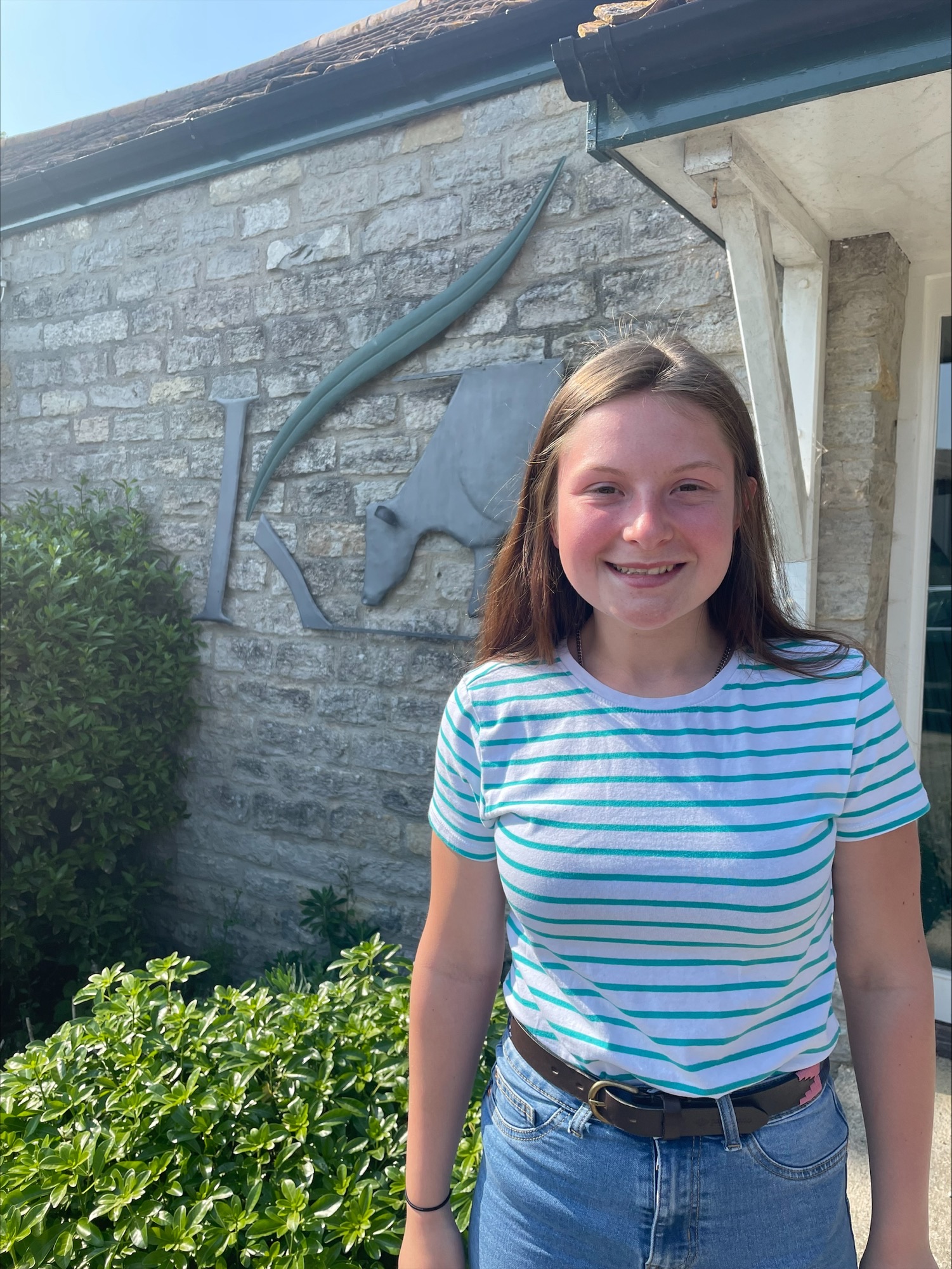 Molly Lee - Kingshay